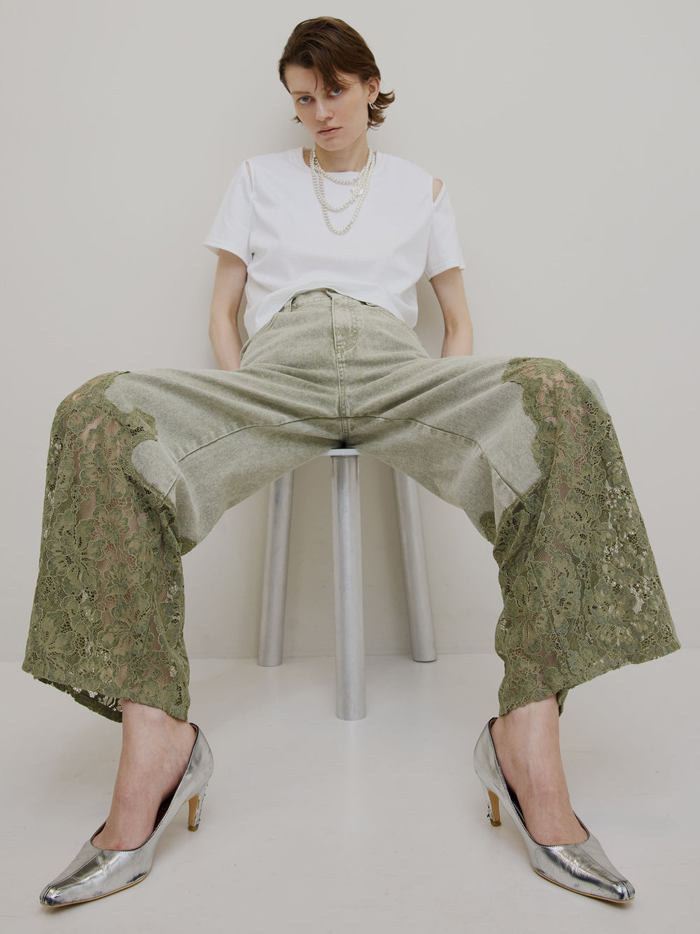 LACE DOCKING FADE DENIM PANTS